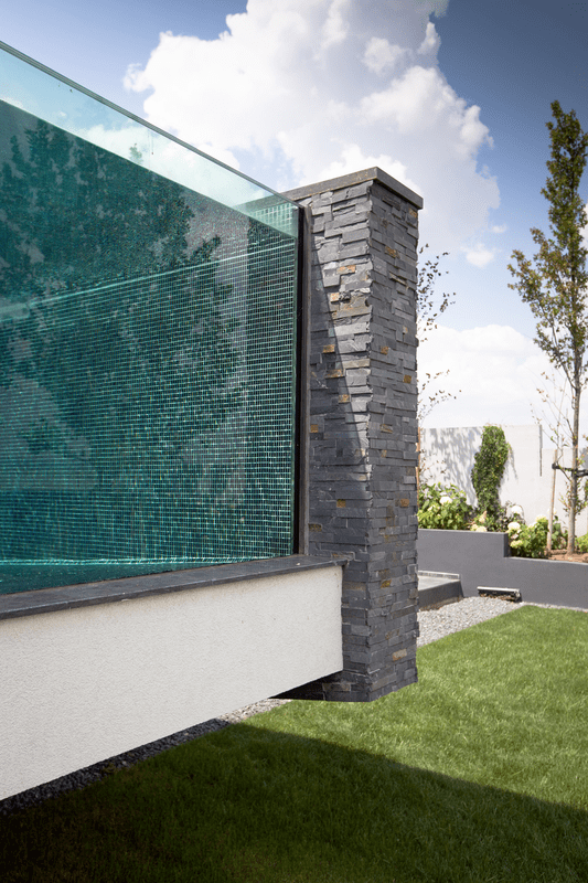 Locuinta moderna cu piscina | Cartierul rezidential Brates Lake Galati ...